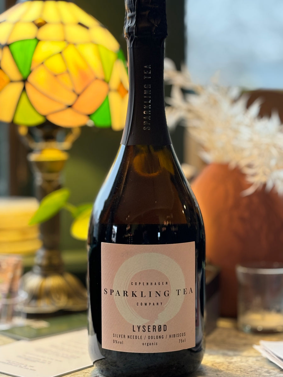 Copenhagen Sparkling Tea Lyserod – So What Wine